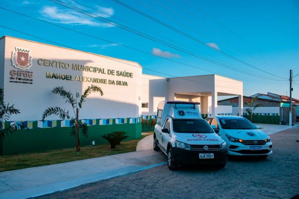 Girau do Ponciano inaugura Centro Municipal de Saúde e a Praça José ...