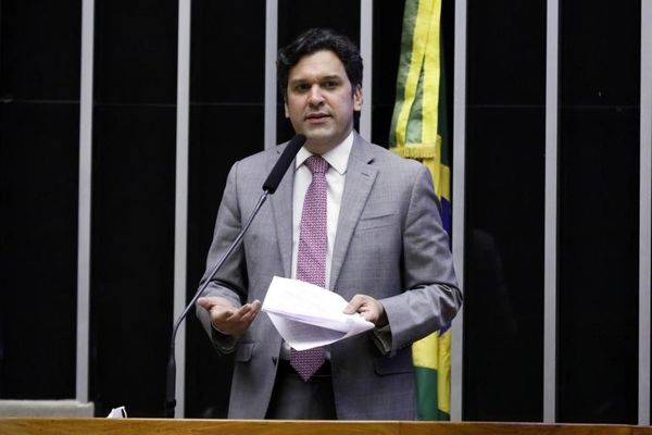 Isnaldo Bulhões é um exemplo do político teflon que nasce e cresce por aqui